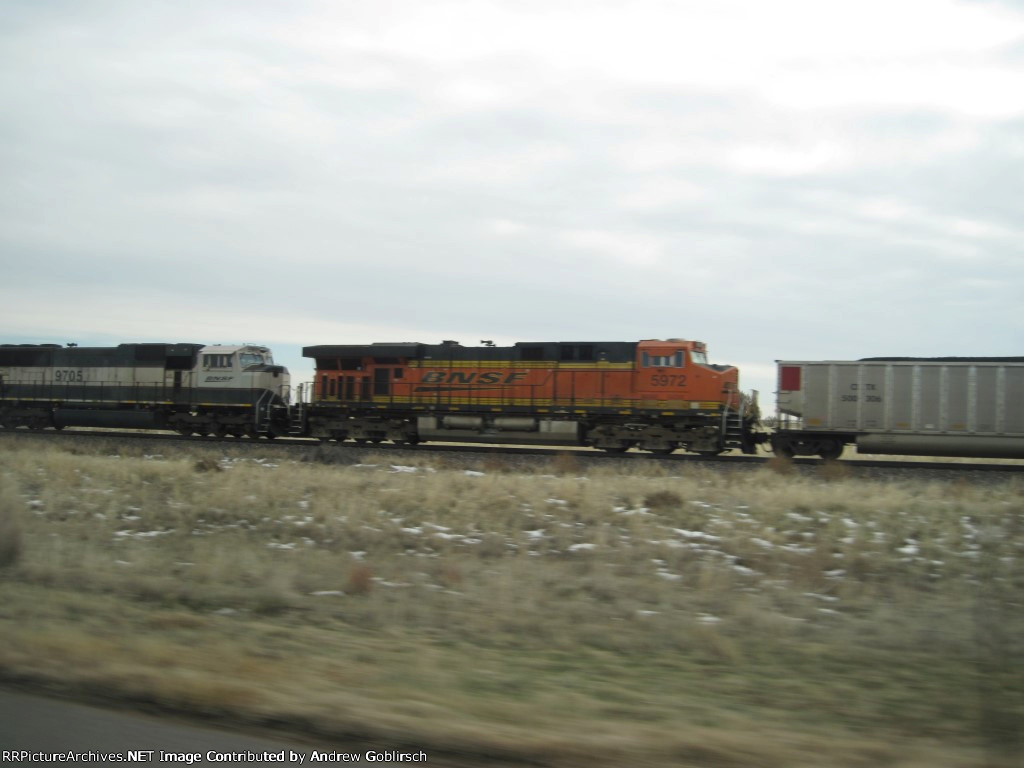 BNSF 9705 + 5972